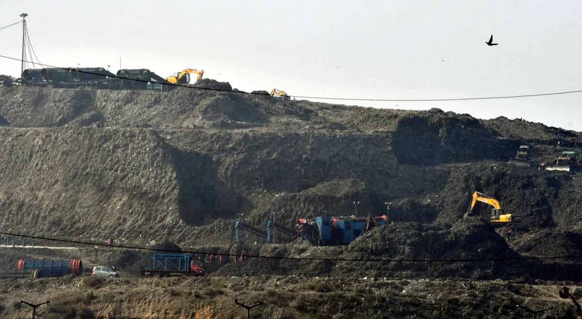 Explained | India’s solar push augurs a looming waste management ...