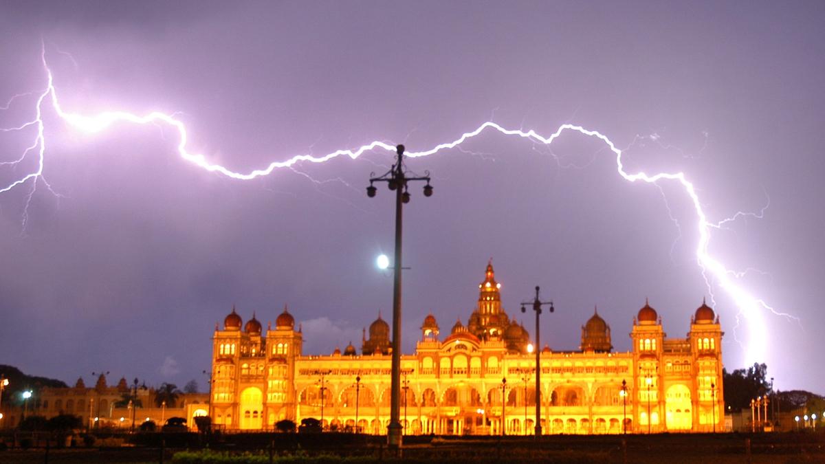 KSNDMC study on lightning strikes a chord in rural belt - The Hindu