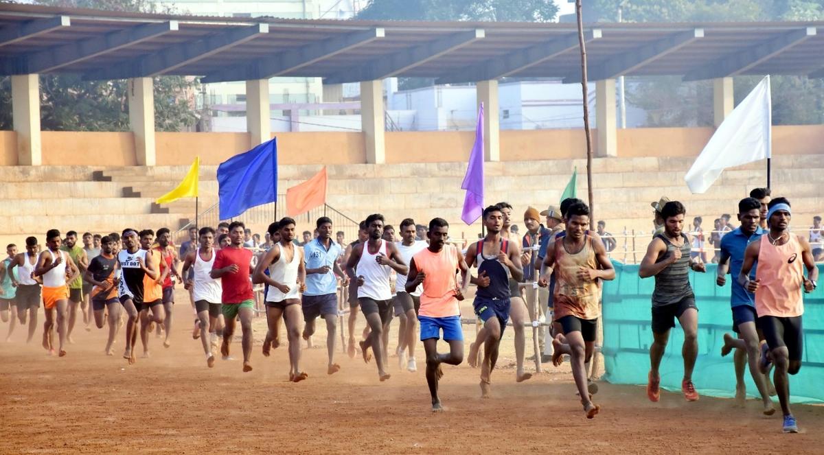 Army recruitment rally kicks off in Bidar - The Hindu