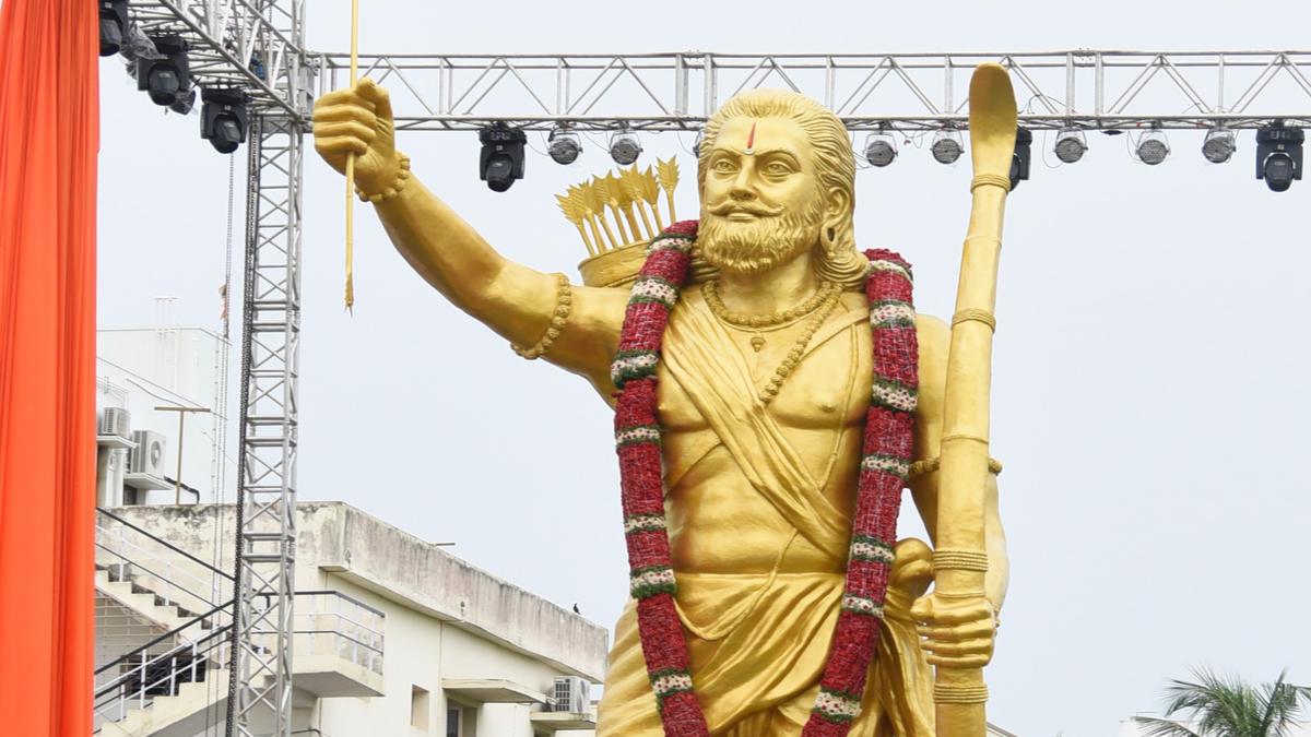 Andhra Pradesh: Over 25,000 people visit Alluri Sitarama Raju’s statue ...