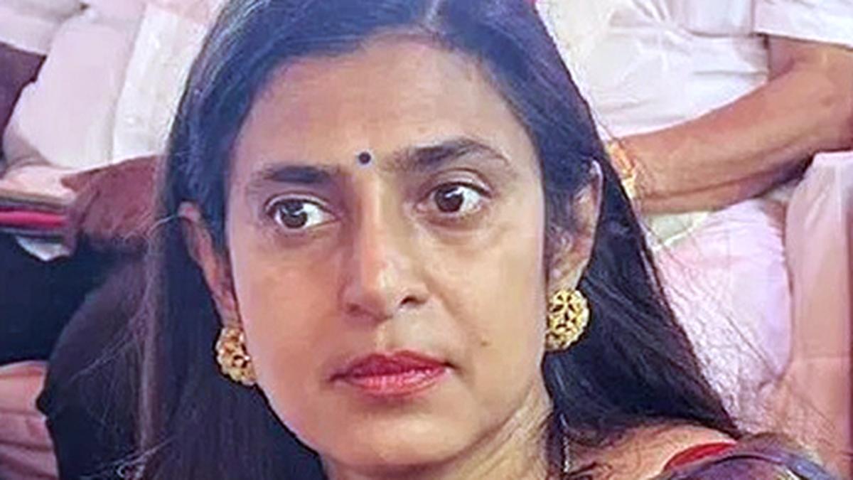 Actor Kasthuri gets conditional bail in objectional remarks case - The ...