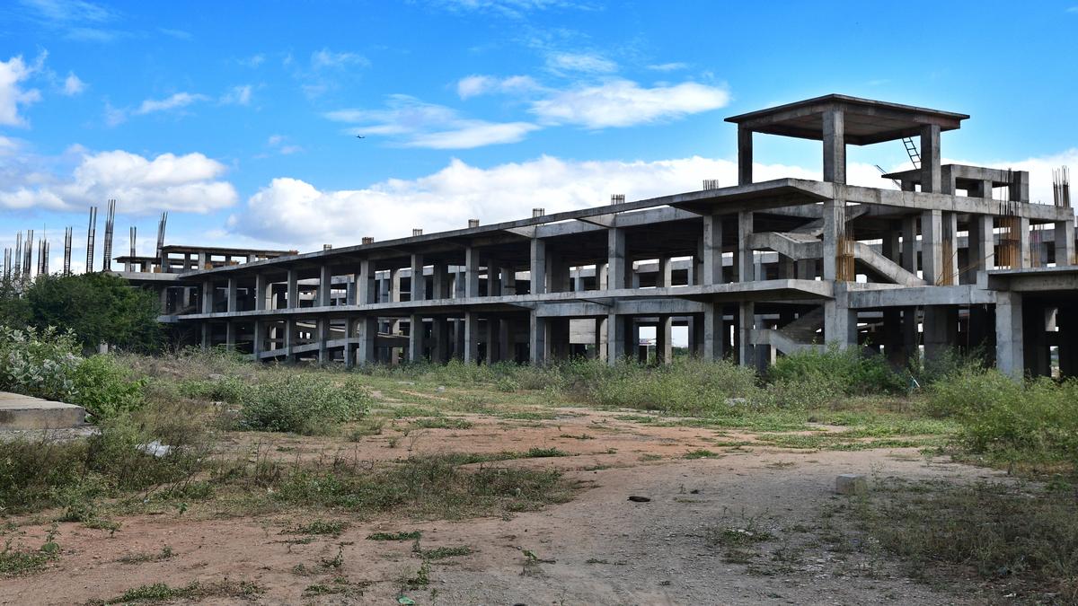 Started and stalled, Vellalore bus terminus in limbo - The Hindu