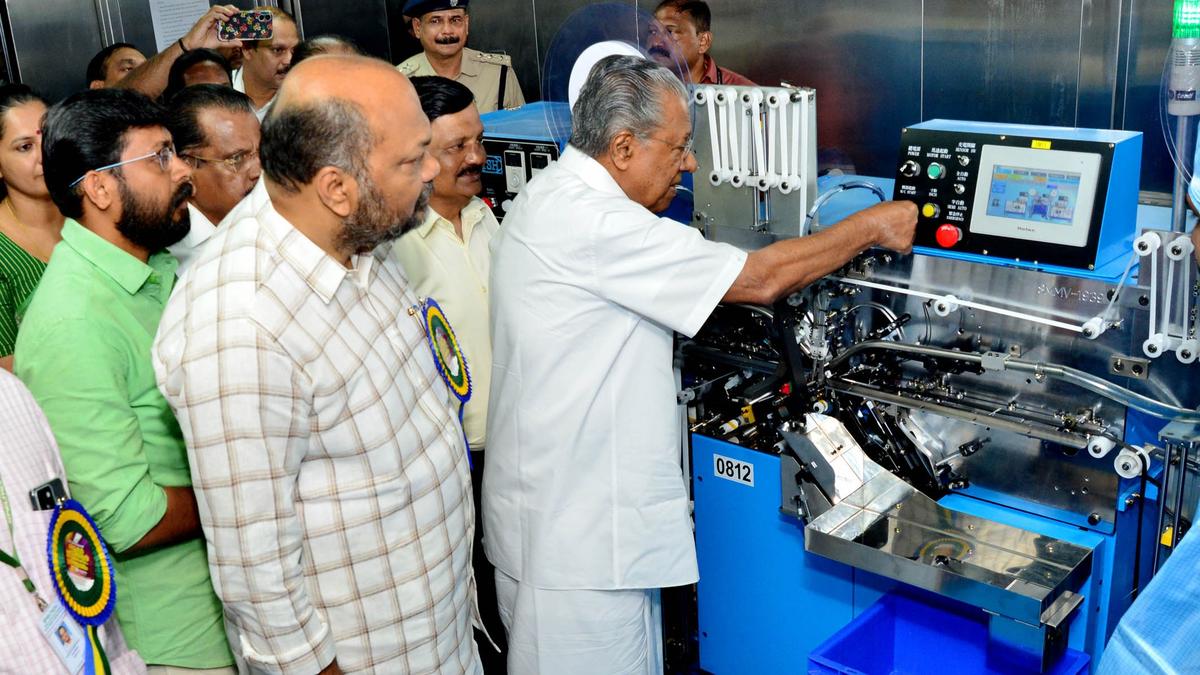 Kerala CM Pinarayi Vijayan inaugurates India’s first supercapacitor ...