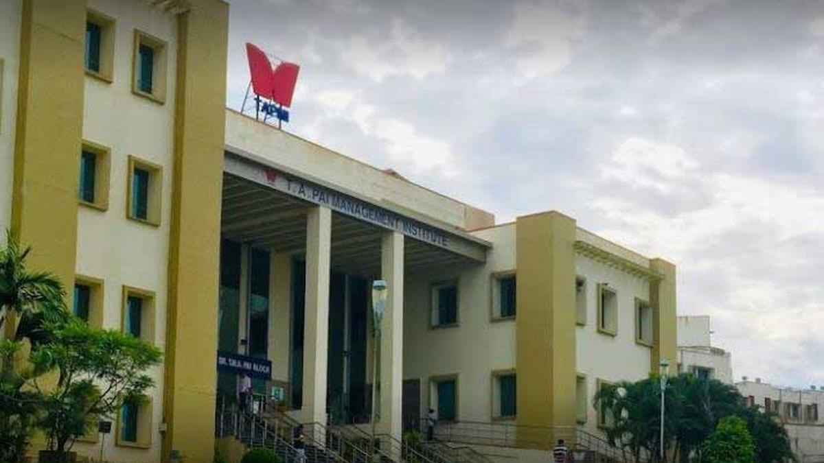 TAPMI alumni association to donate materials to govt school - The Hindu