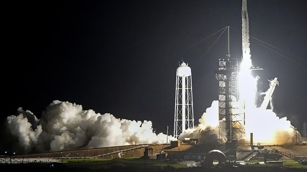 SpaceX launches Polaris Dawn spacewalk mission; the first spacewalk by ...