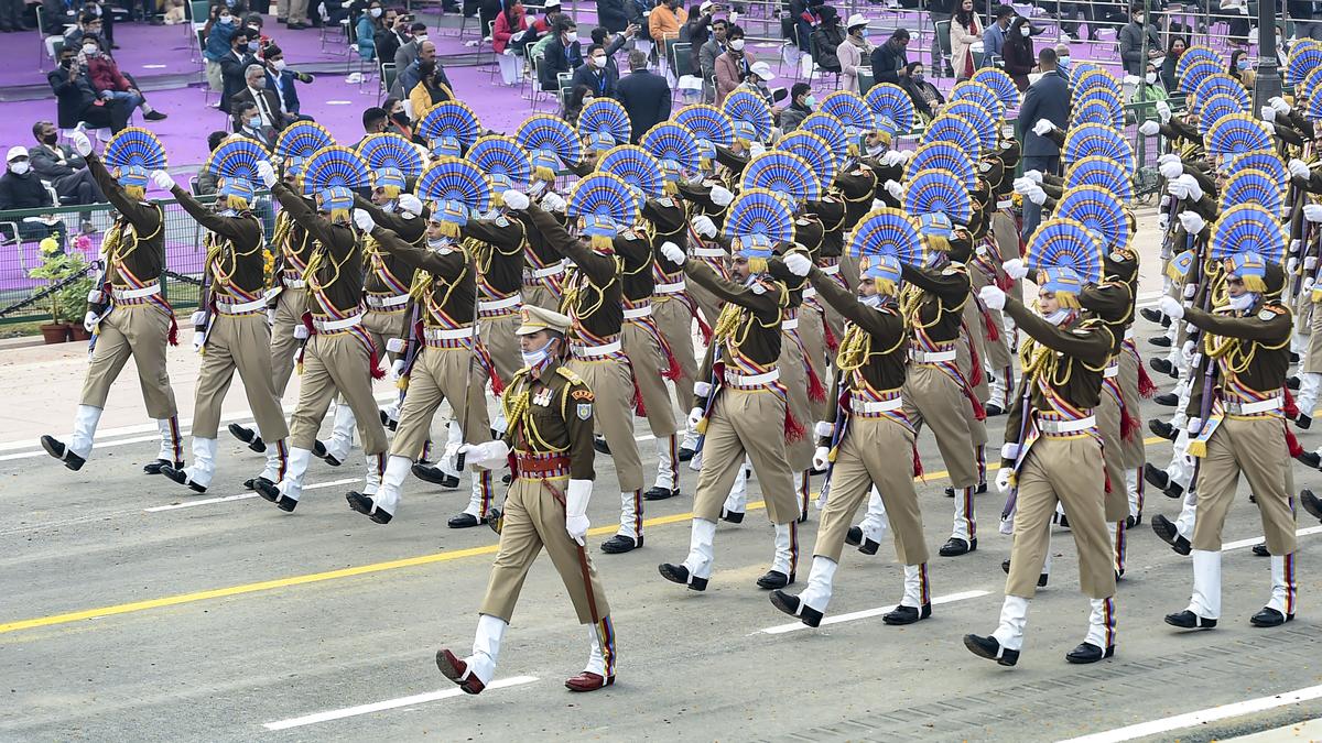 Modi govt approves Rs 26,275 cr scheme for continuation of police ...