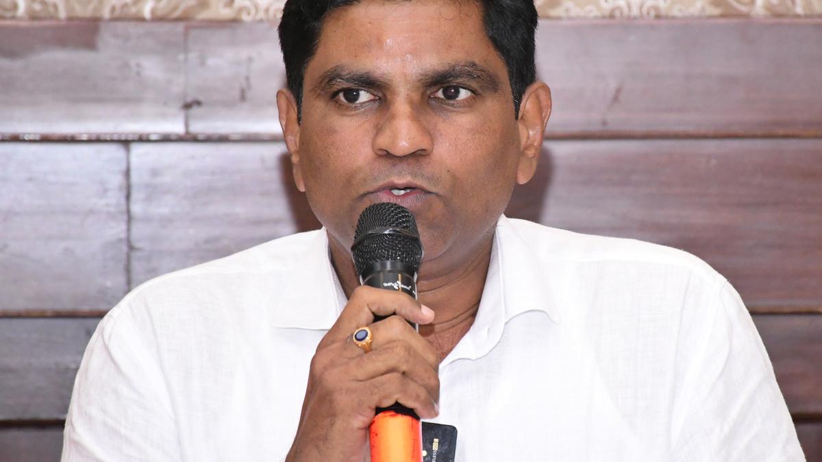 Law to regulate recruitment and service conditions of teachers should ...