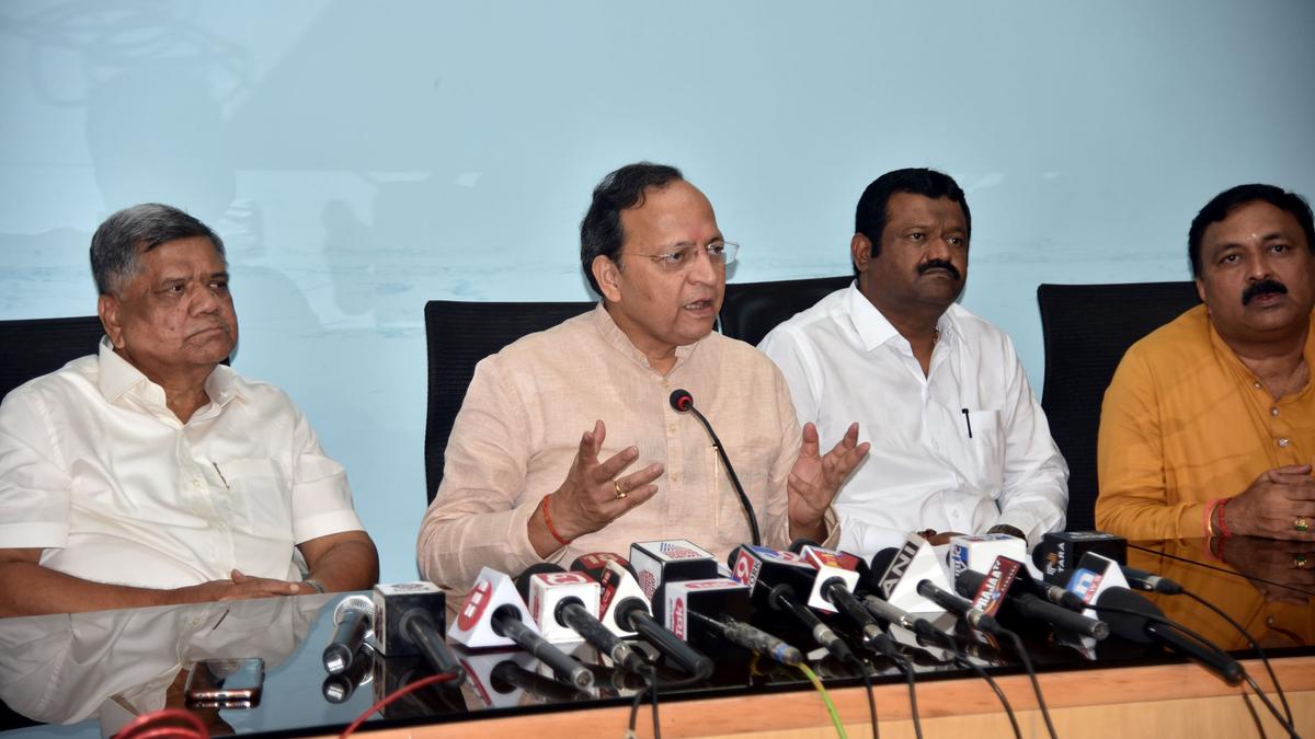 BJP leader Arun Singh mocks Bharat Jodo Yatra as Rahul Gandhi’s ...