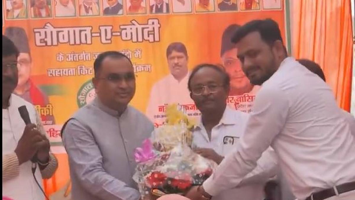 BJP to distribute ‘Saugat-e-Modi’ kits to people from Muslim, Sikh and Christian communities ...