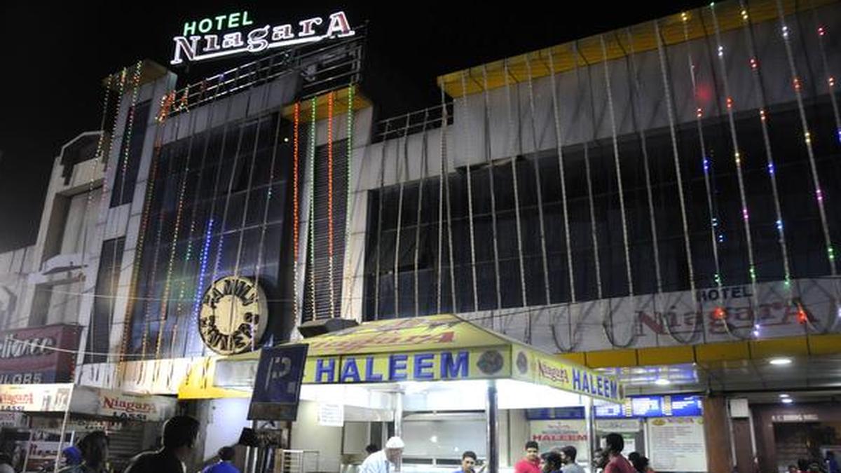 Hotel Niagara in Chaderghat connects the old and new - The Hindu
