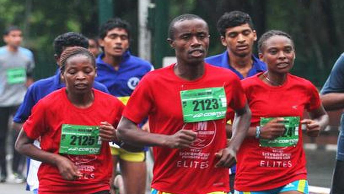 First-ever midnight marathon in Kerala - The Hindu