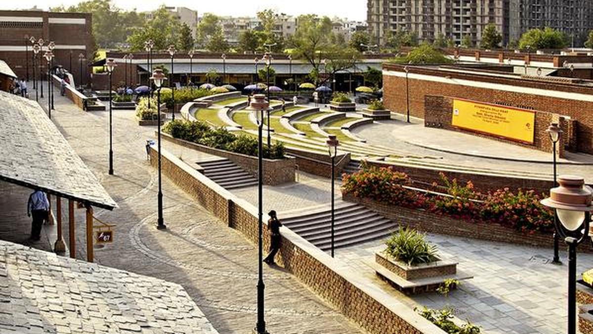 Dilli Haat to reopen today - The Hindu