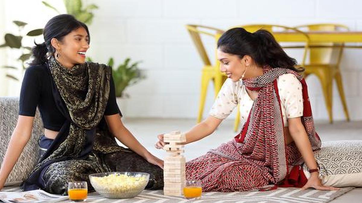 Taneira’s handloom sari solutions - The Hindu