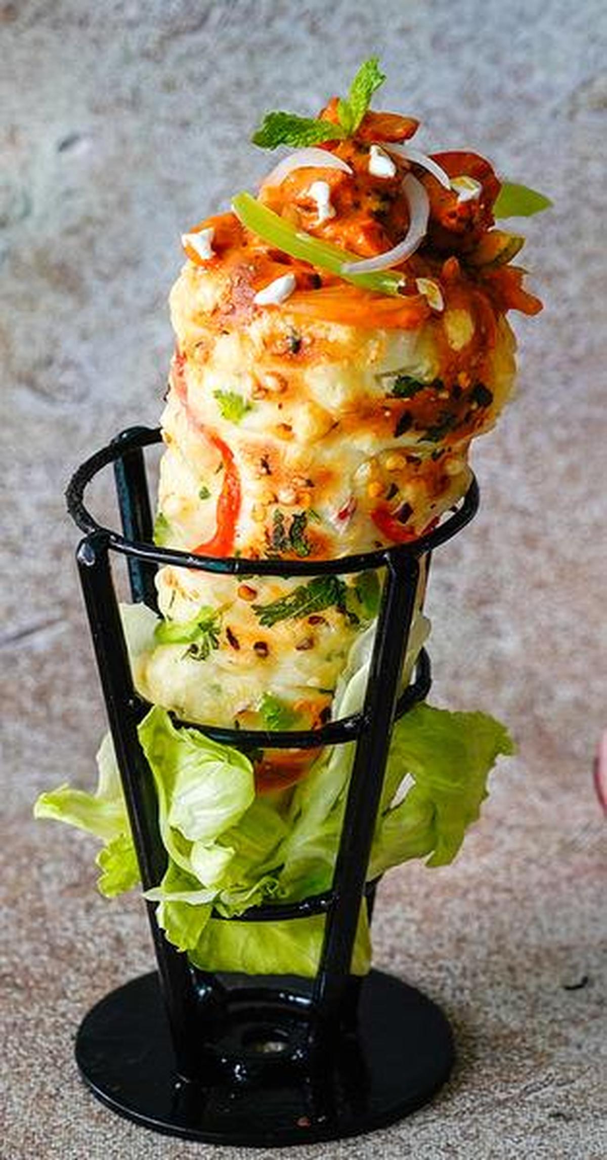 Make way for the Hungarian kurtos, or chimney cakes - The Hindu