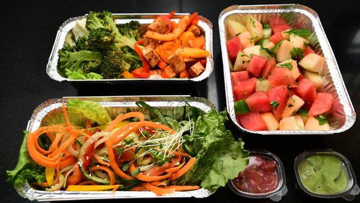 Incredibowl serves up fresh salad every day - The Hindu