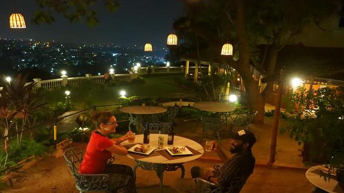 Madurai Café, a quaint little outdoor setting at Gateway Hotel ...