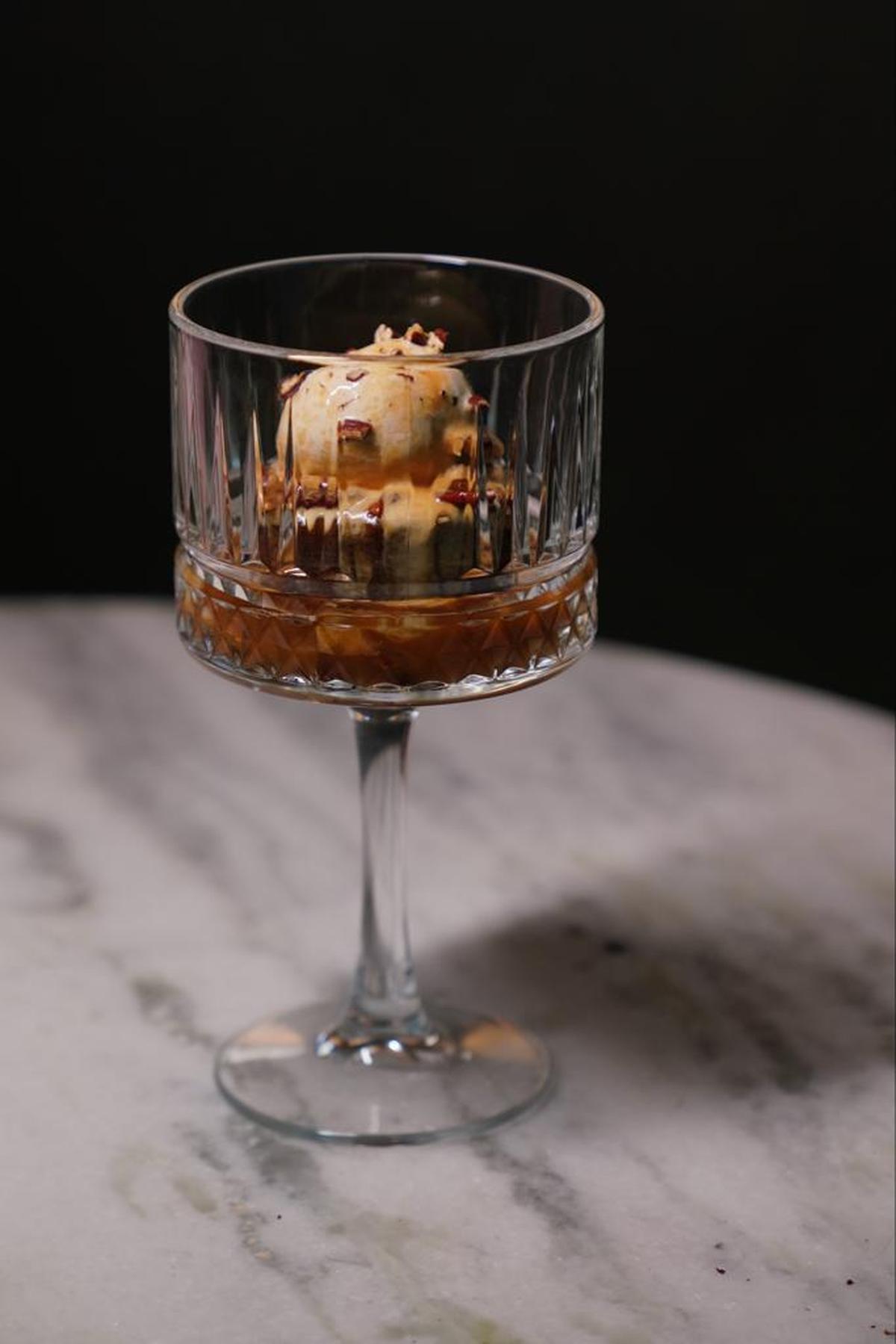 Maison Indulgence, Chennai’s newest dessert cafe has DIY chocolate bars ...