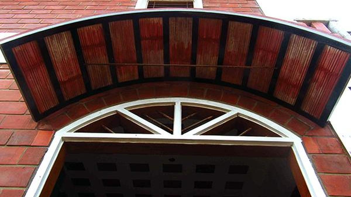 Designing a chajja - The Hindu