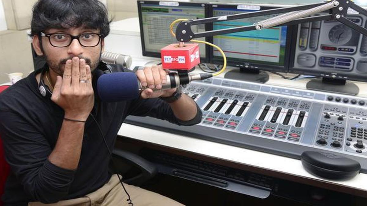 Tamil RJ and actor Balaji doesn’t own a car as he still prefers to ride ...