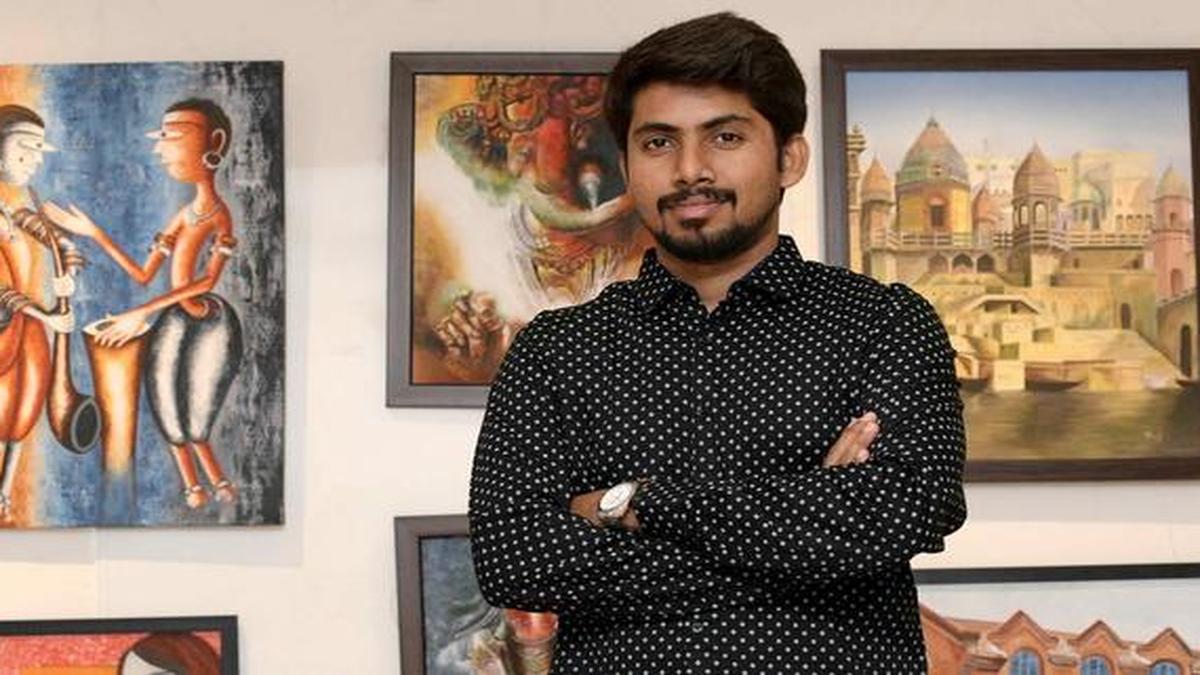 Artist Vignesh Raj R has opened a new Artrendz Art Gallery in ...