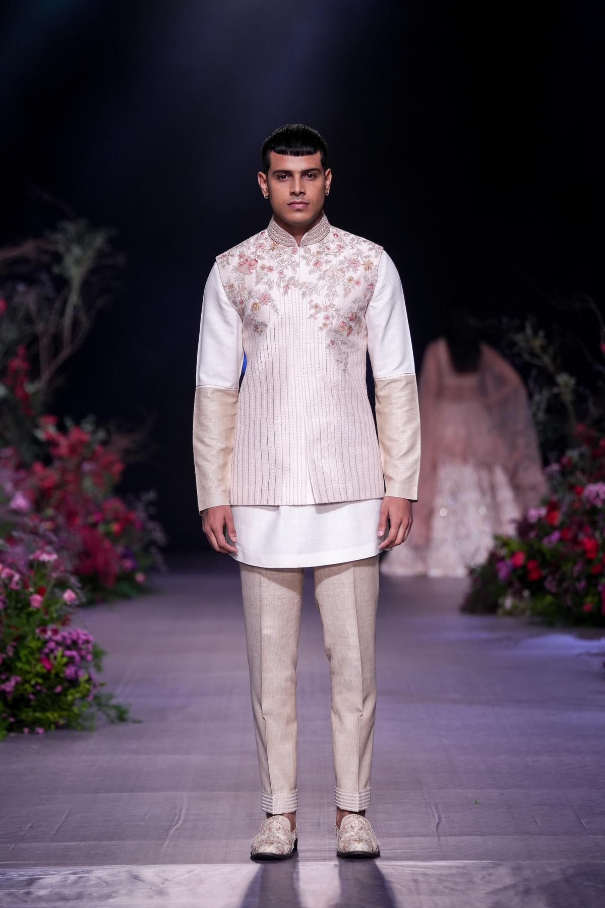 Menswear at the Lakme Fashion Week makes a strong statement - The Hindu