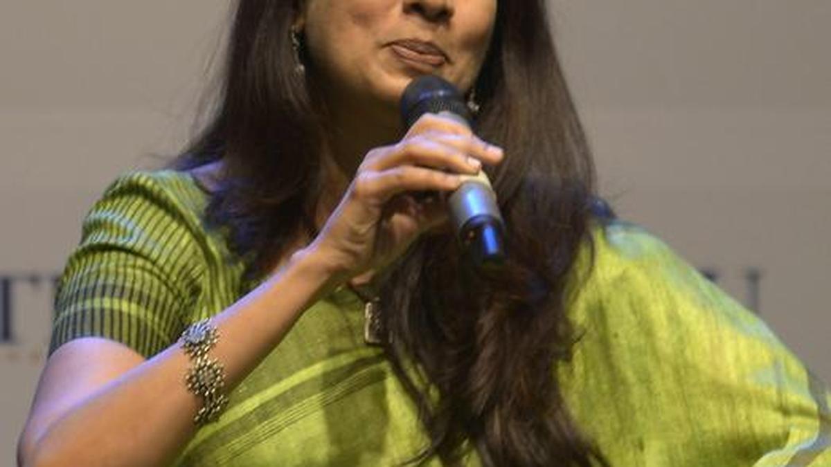 Hanging out with verses: with poet Arundhathi Subramaniam - The Hindu