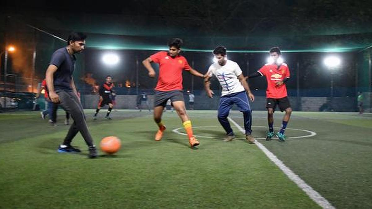 Kochi takes to sport, for health and camaraderie - The Hindu