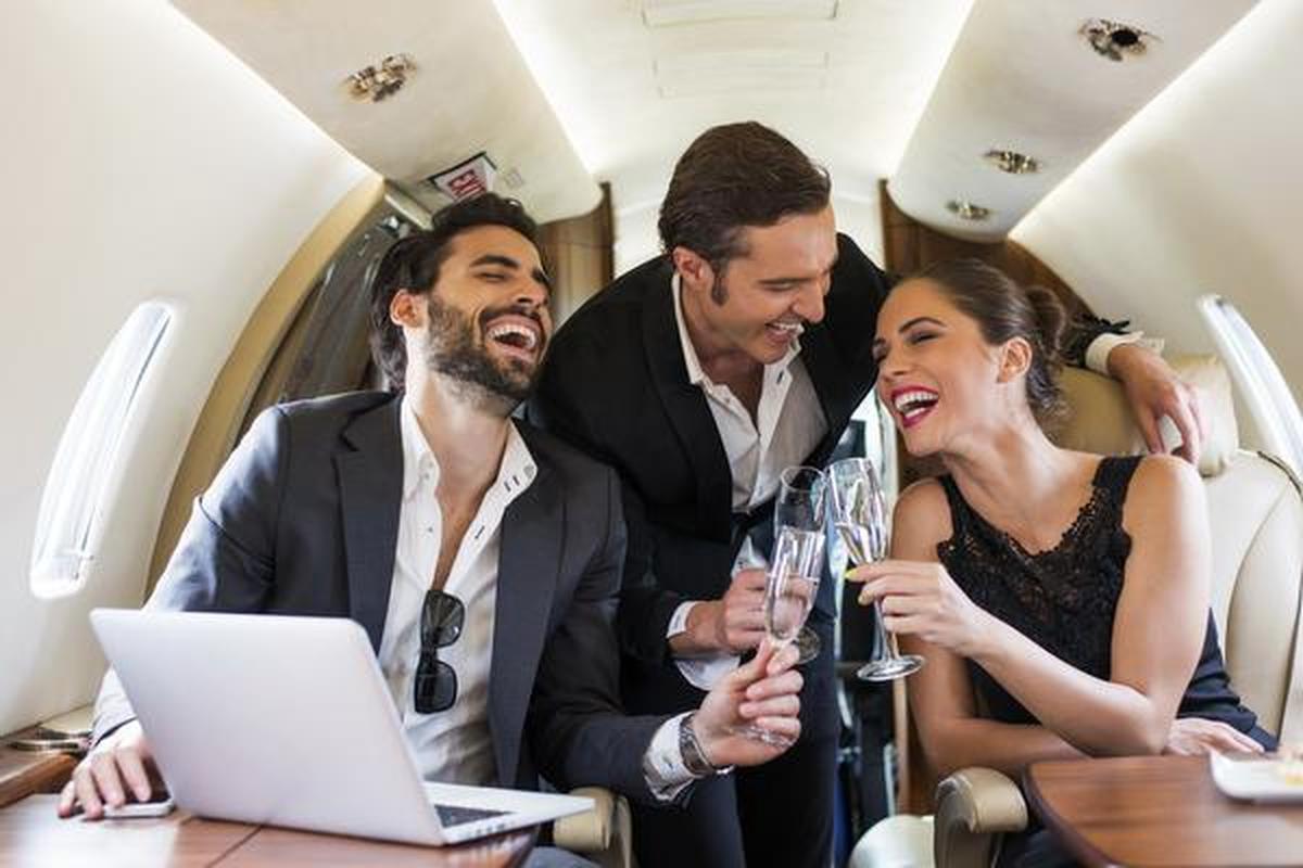 COVID-19 travel: Private jets make sure holidaymakers and the WFH crowd ...