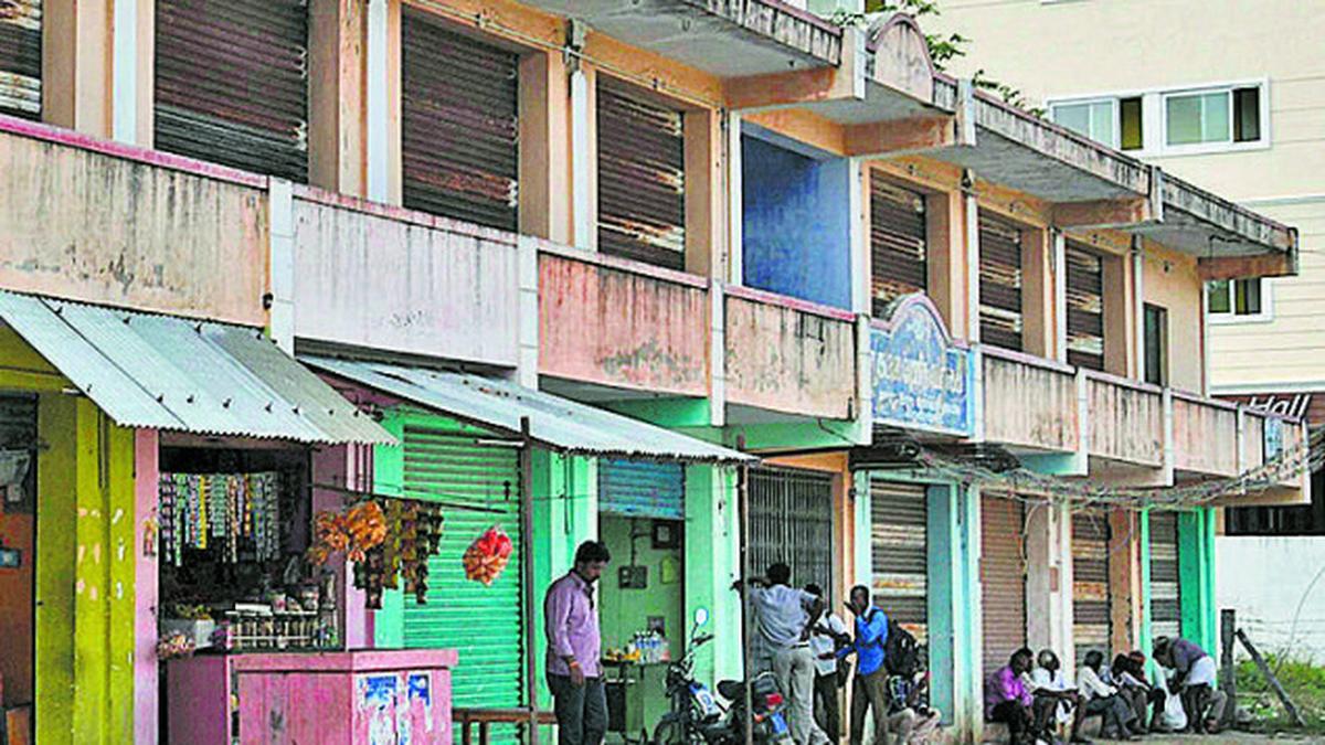 Poomalai Vaniga Valagam in Krishnagiri slowly closing their doors - The ...