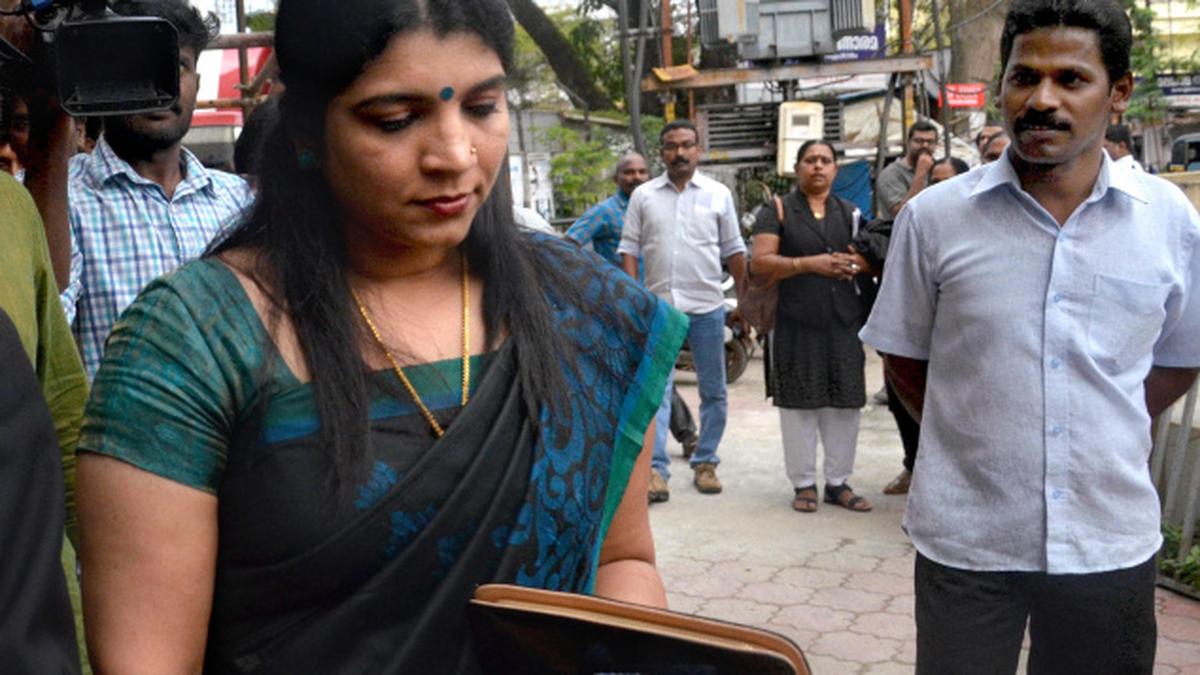 Solar panel asks Saritha to reveal paternity of her child - The Hindu