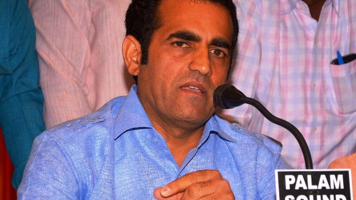 RCA: Amin Pathan withdraws ‘no confidence motion’ - The Hindu