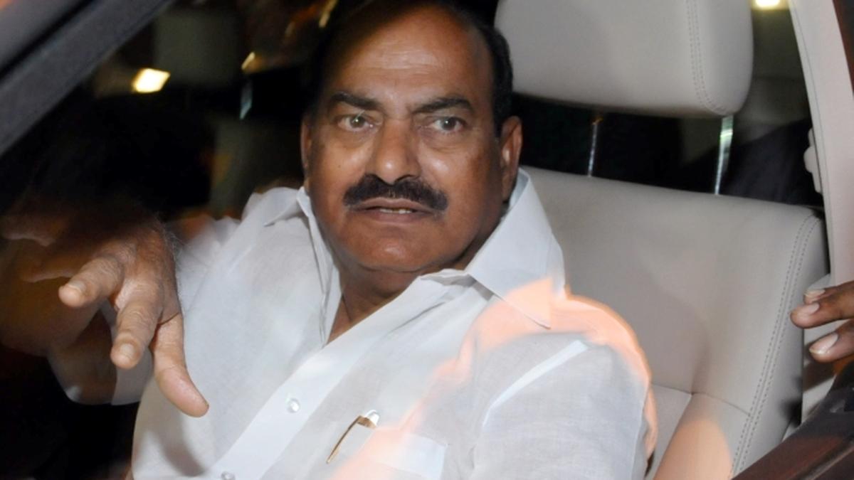 Naidu lost some control over officials: Diwakar Reddy - The Hindu