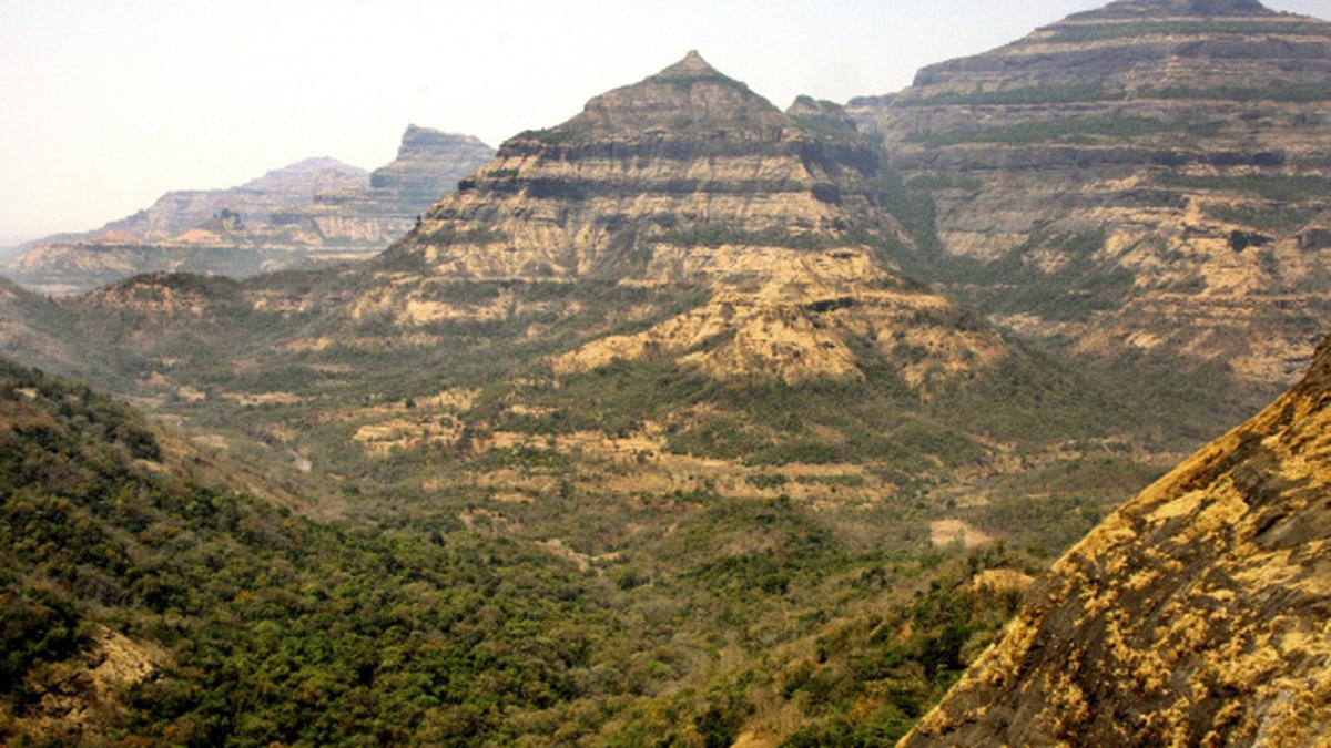 Why save the rocks of the Deccan Plateau? - The Hindu