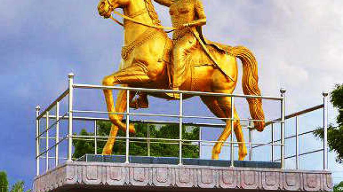 Rudrama Devi’s statue to be unveiled in Nalgonda village - The Hindu