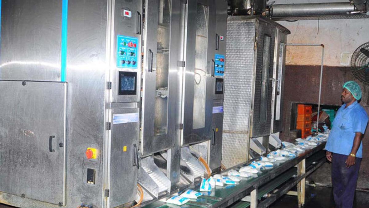 Aavin dairy resumes full production - The Hindu