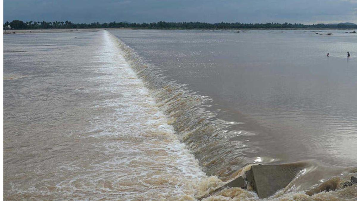 Dyke across riverbed helps harness water - The Hindu