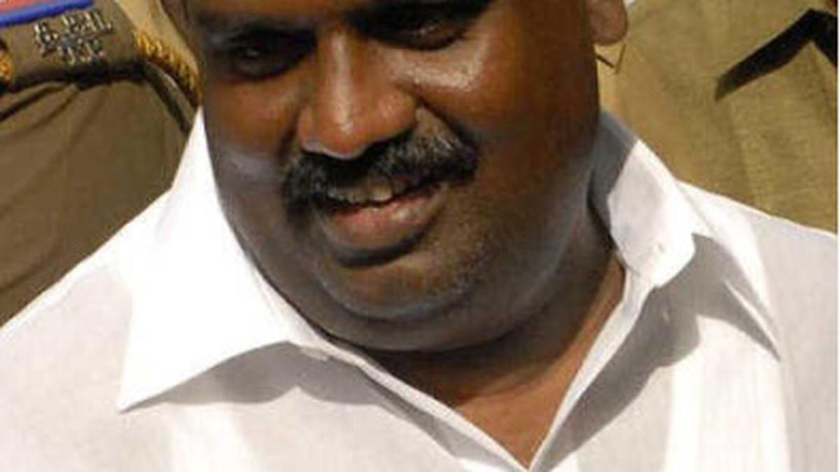 ‘Pottu’ Suresh case transferred to CB-CID - The Hindu