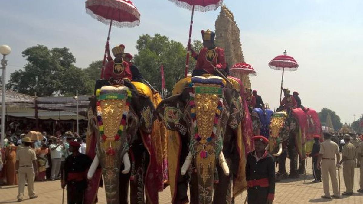 Dasara procession begins in Mysuru - The Hindu