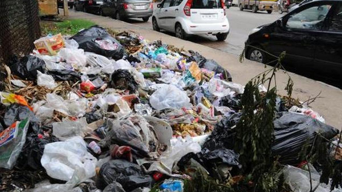 Chat on Bengaluru's garbage issues - The Hindu