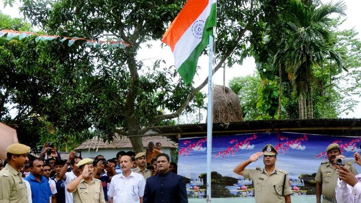 India, Bangla border guards to begin talks tomorrow - The Hindu