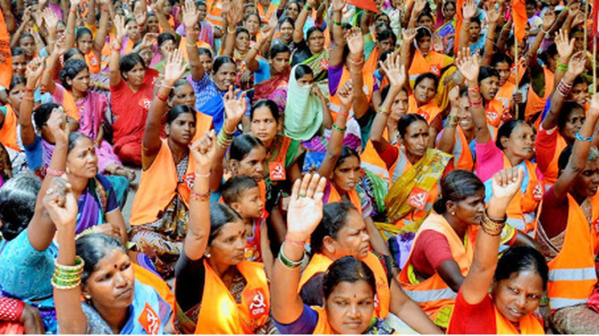 Civic strike: CPI(M) faults govt. stand - The Hindu