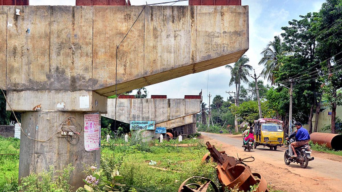 Gunadala RoB: Metro Rail changes bridge alignment - The Hindu