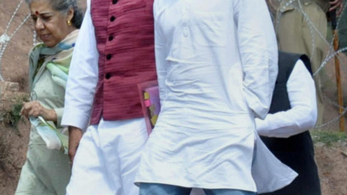 Rahul accuses Modi of not fulfilling promises - The Hindu