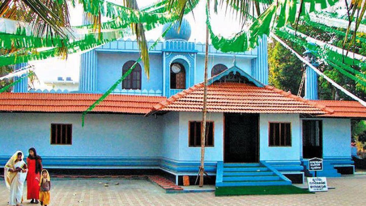 A mosque visit Modi finds hard to pull off - The Hindu