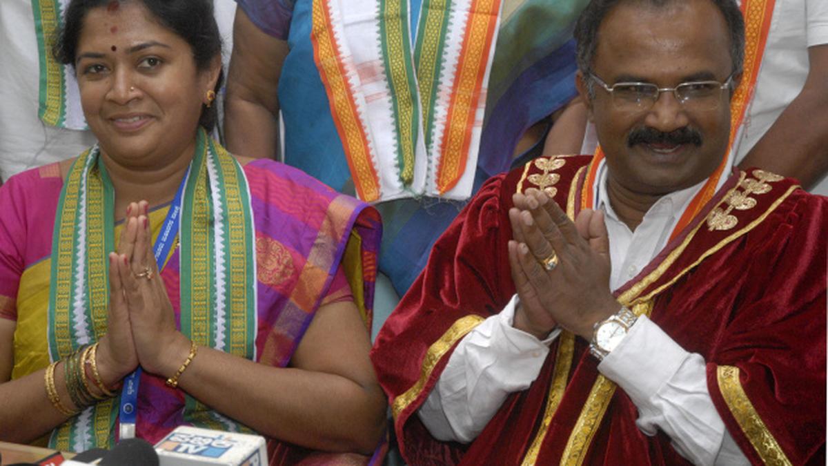 BBMP Mayoral elections: Manjunath Reddy, Hemalatha Gopalaiah winners ...