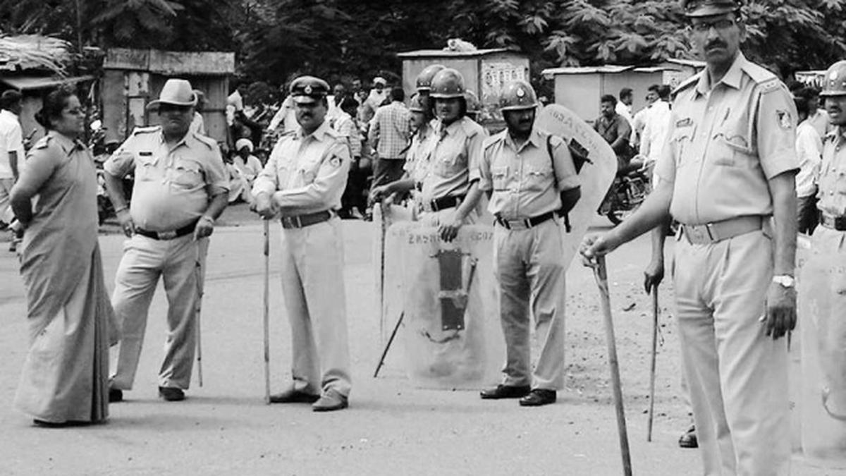 Communal violence in north Karnataka districts - The Hindu