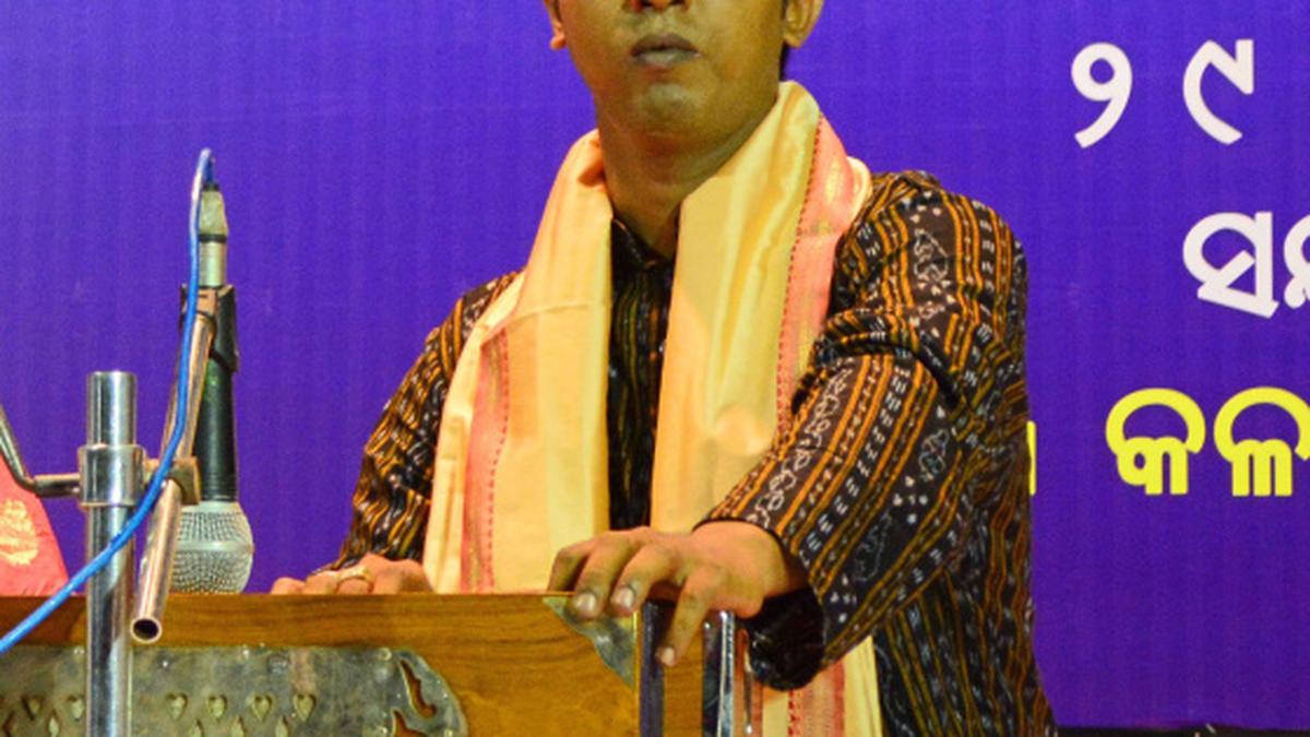 Ajaya Dash and his harmonium - The Hindu