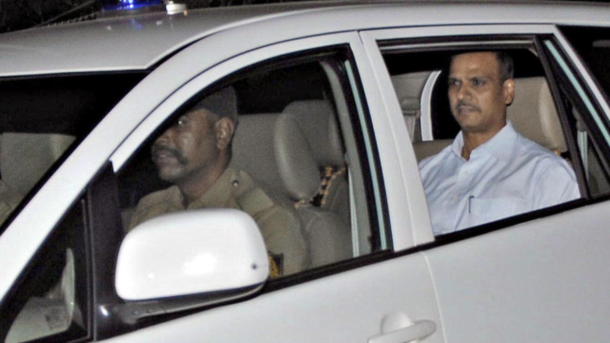 Alok Kumar claims retired police officer introduced him to Rajan - The ...