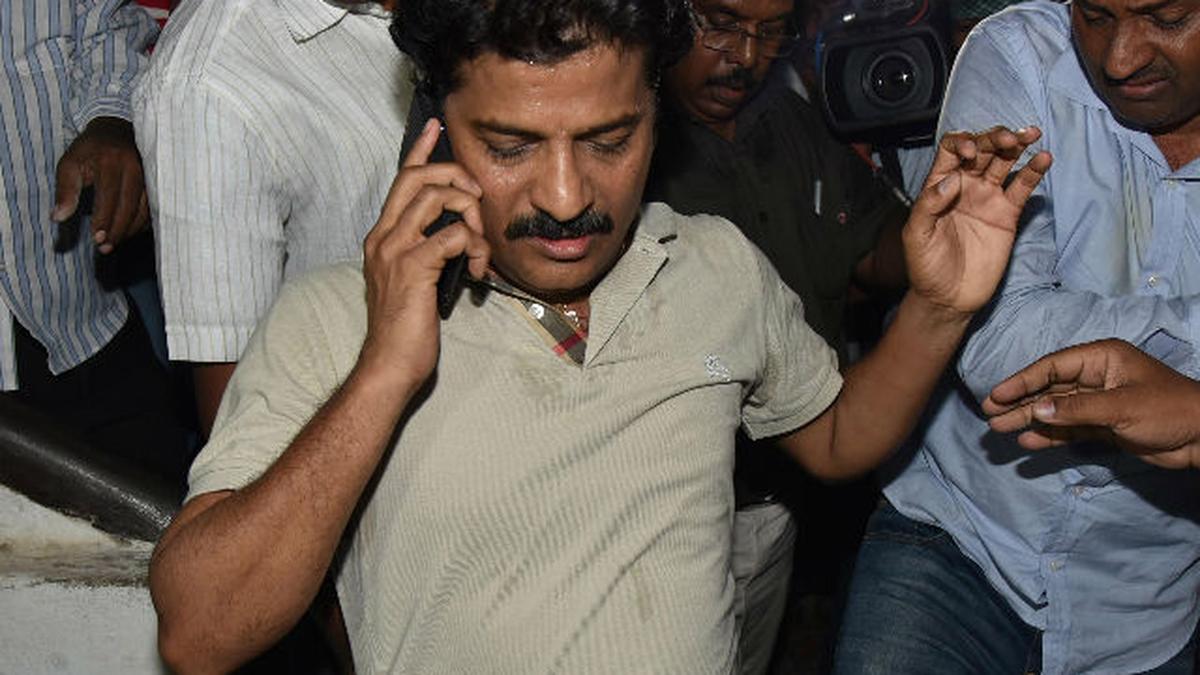 TDP MLA Revanth Reddy caught bribing - The Hindu
