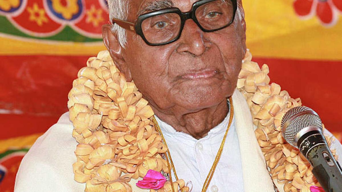 Poet, freedom fighter Kayyara Kinhanna Rai to turn 100 next Monday ...